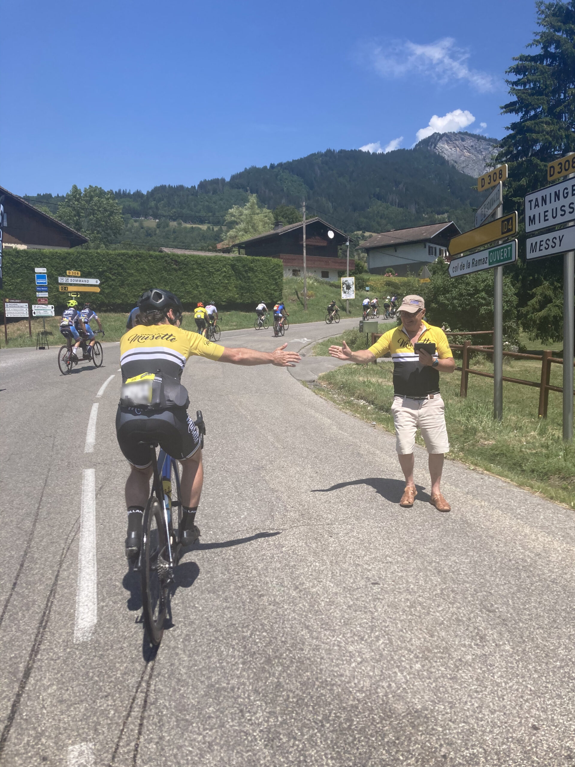 Finisher de l'Étape du Tour ! - par Eddy Ficile - Dans la Musette